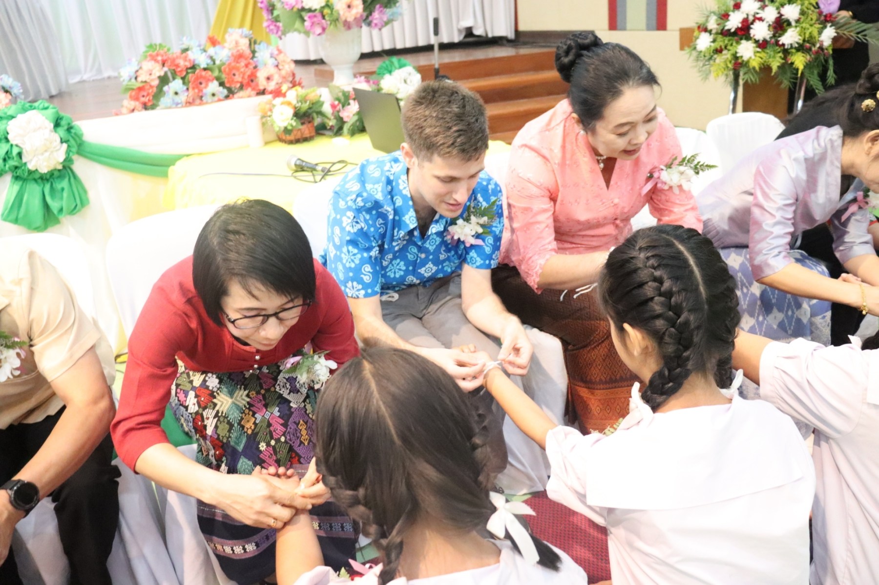 The Art of Thai Honorifics and Pronouns – Sticky Rice